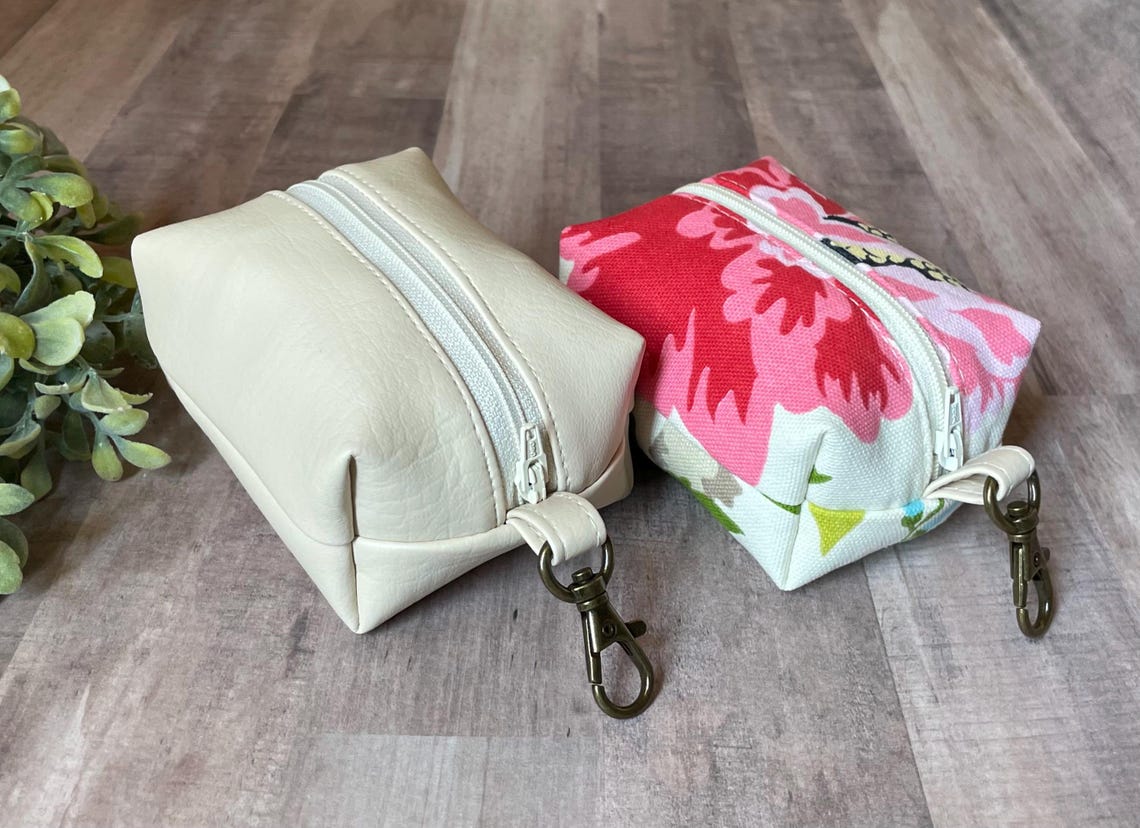 Handmade Clip-on Zipper Pouch, Small Boxy Bag - Etsy