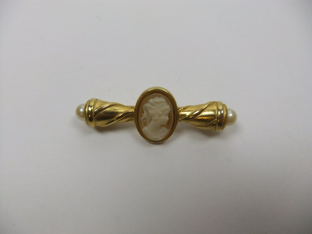 Vintage VERDUCCI Gold Toned Cameo With Pearl Ends Pin Brooch - Etsy ...