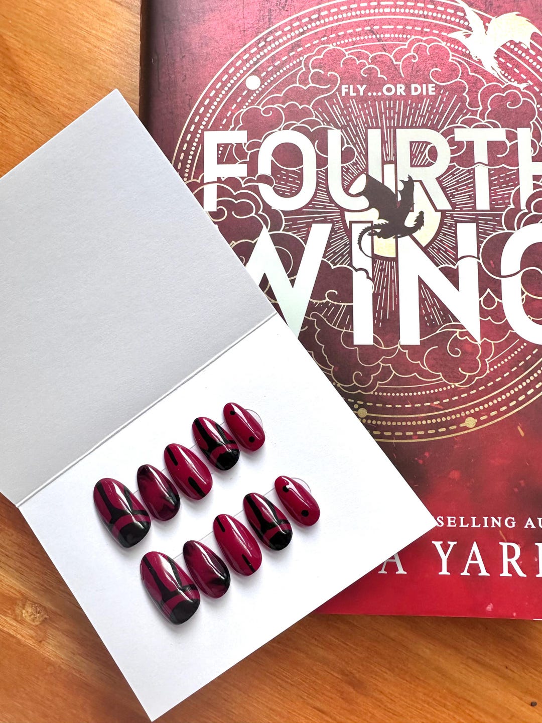 Becoming Venin | Fourth Wing Inspired Press on Nails - Etsy