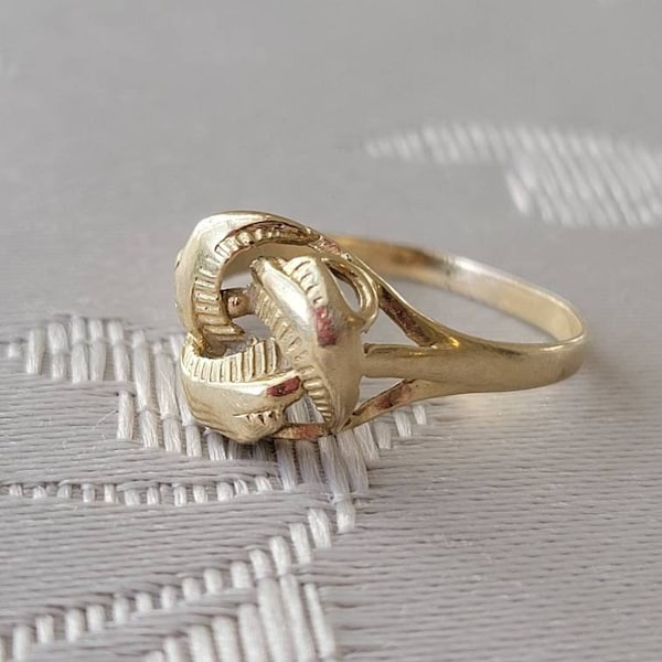 18k Gold Ring - Etsy