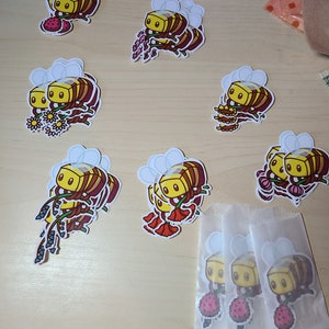 Minecraft Bee Vinyl Stickers - Set of 7 Designs - Etsy