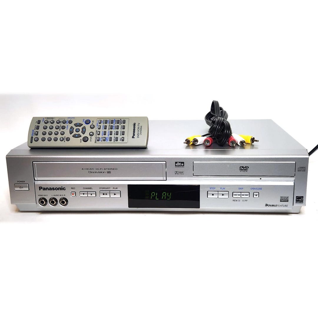 Panasonic VCR/DVD Combo Vhs Omnivision With Remote Control, Cable, PV ...