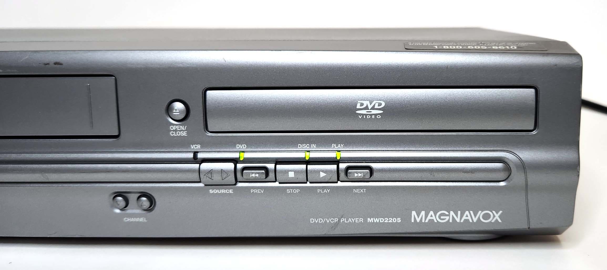 Magnavox VHS VCR/DVD Combo With Remote Control, Cable, Manual, MWD2205 ...