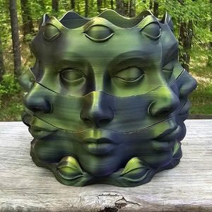 Multi Faced Vase and Fidget With Base - Etsy
