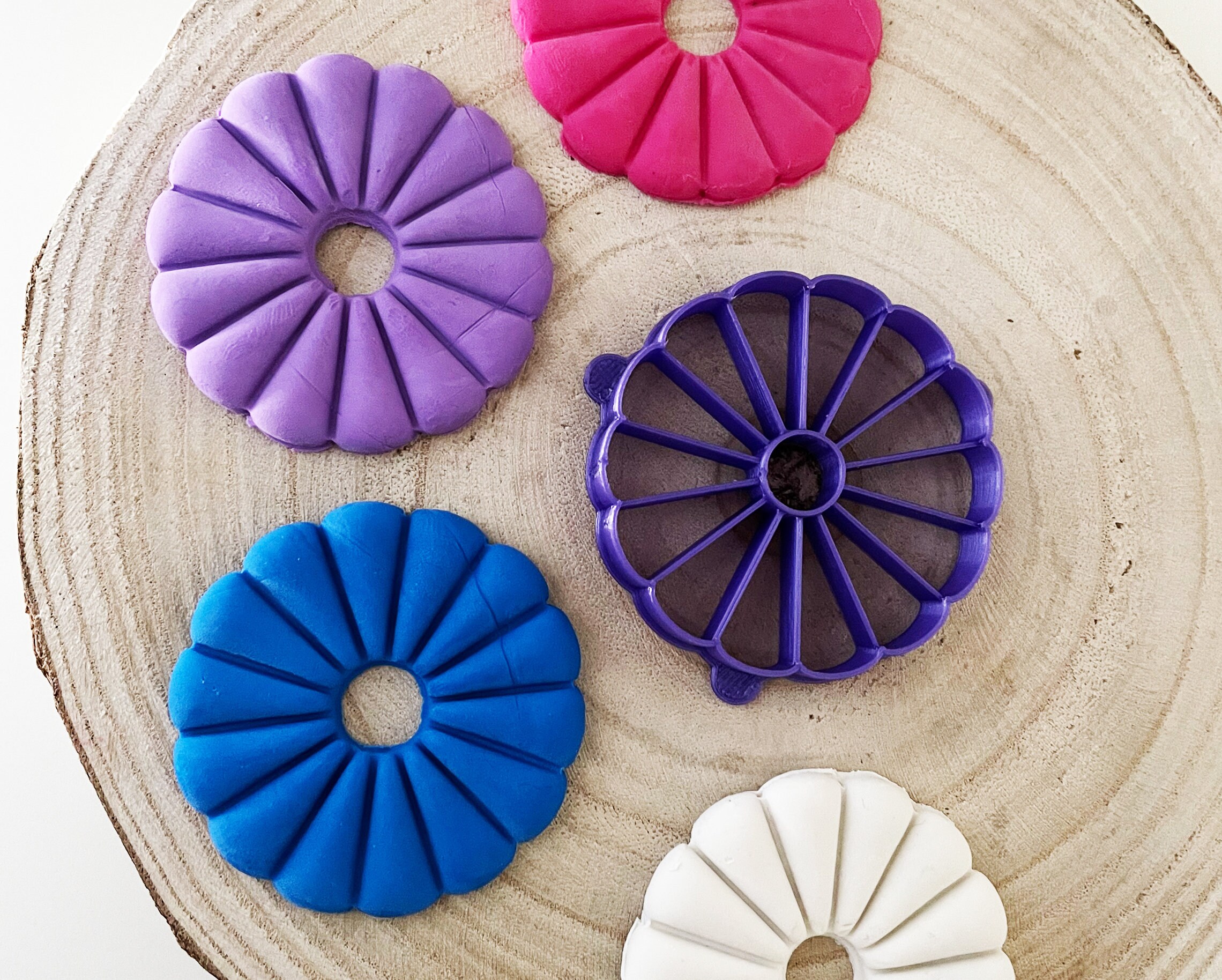 Daisy Polymer clay cutter daisy embossing cutters stamp | Etsy