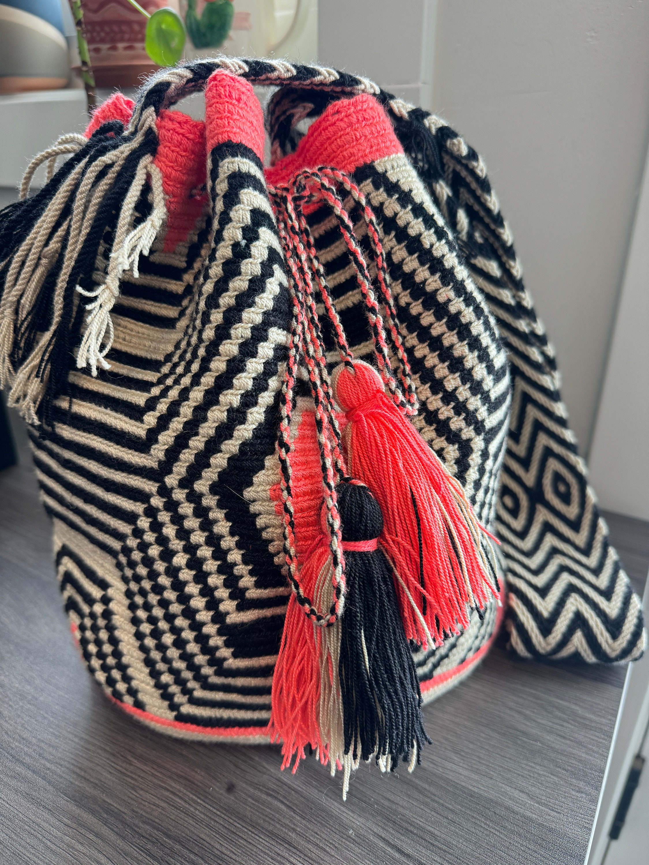 Colombian Wayuu Handwoven Crossbody Bags - Etsy