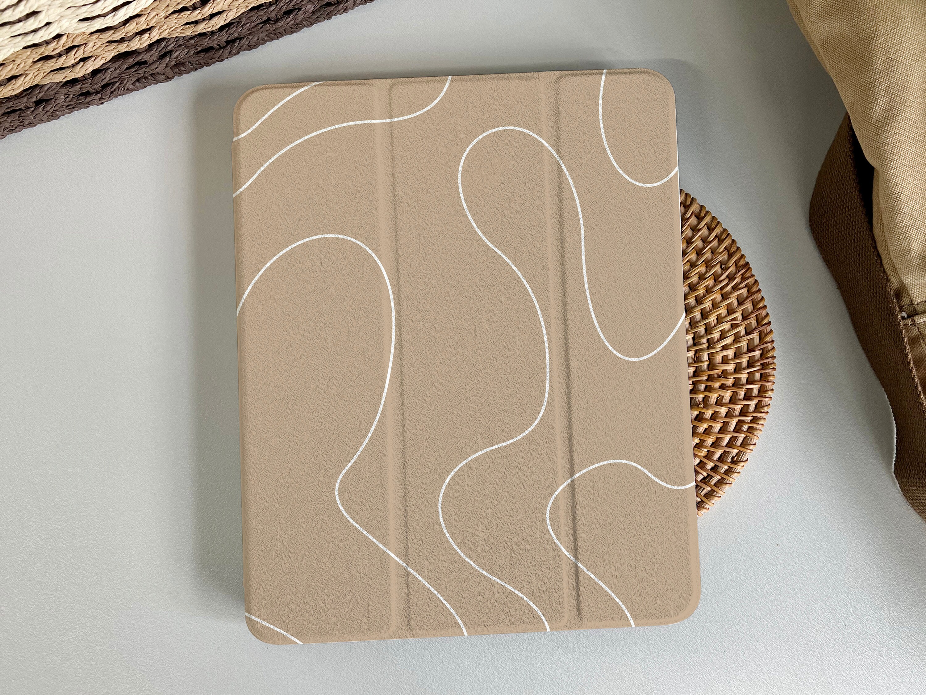 Coffee Line Aesthetics Magnetic Smart Case Cover iPad 9 Case, iPad Mini ...