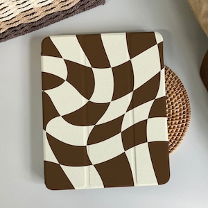 Distorted Brown Checkerboard Magnetic Smart Case Cover iPad 9 Case,ipad ...