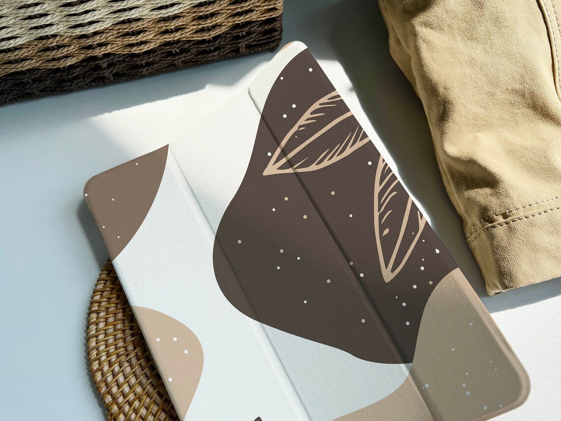 Brown Snowy Leaves Magnetic Smart Case Cover iPad 9 Case, iPad Mini 6 ...