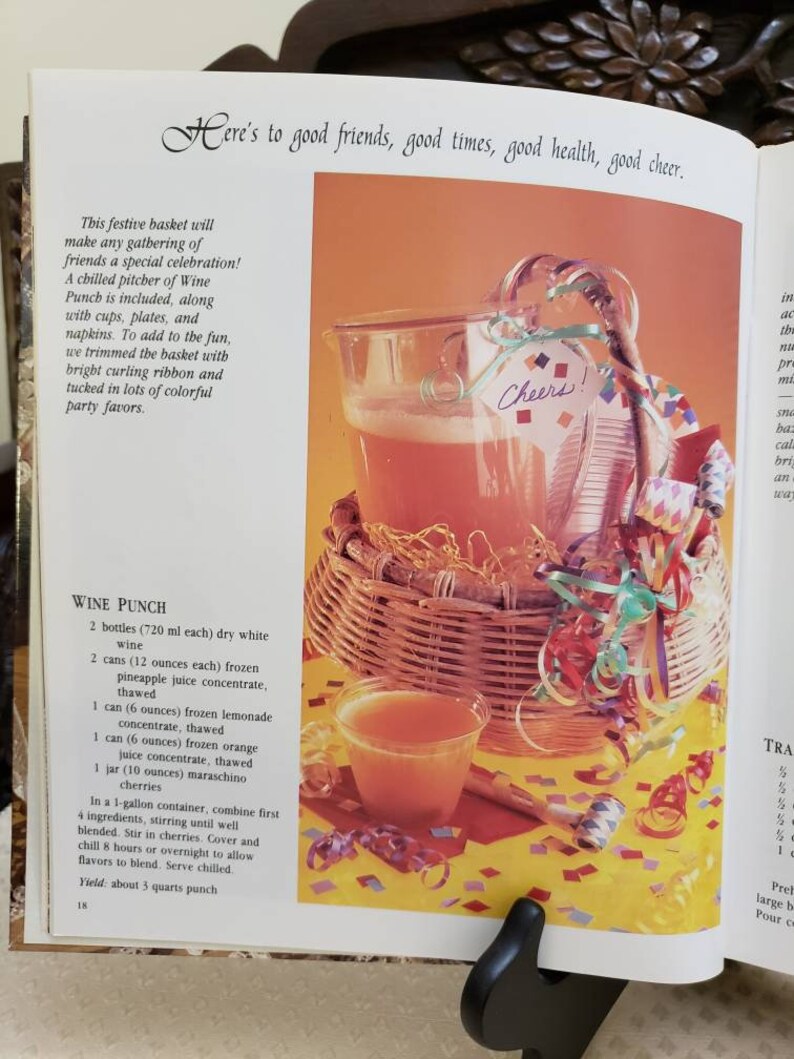 Gift Basket Ideas Book, Homemade Gift Basket Ideas, Create Homemade ...