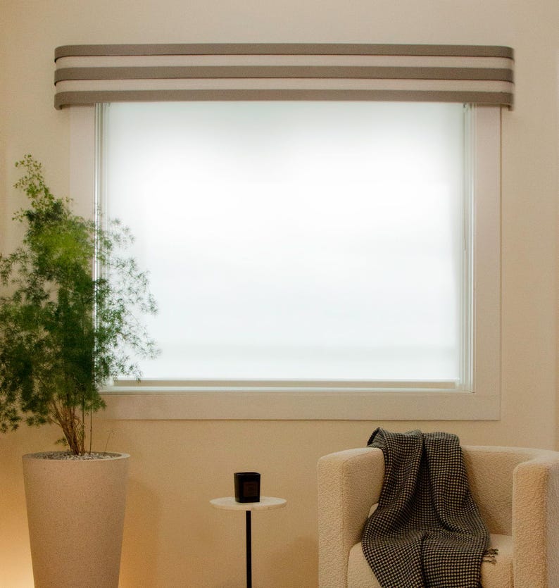 Royal Linea Three Crown Cornice - Shapely Royal’s Trendy, Contemporary ...