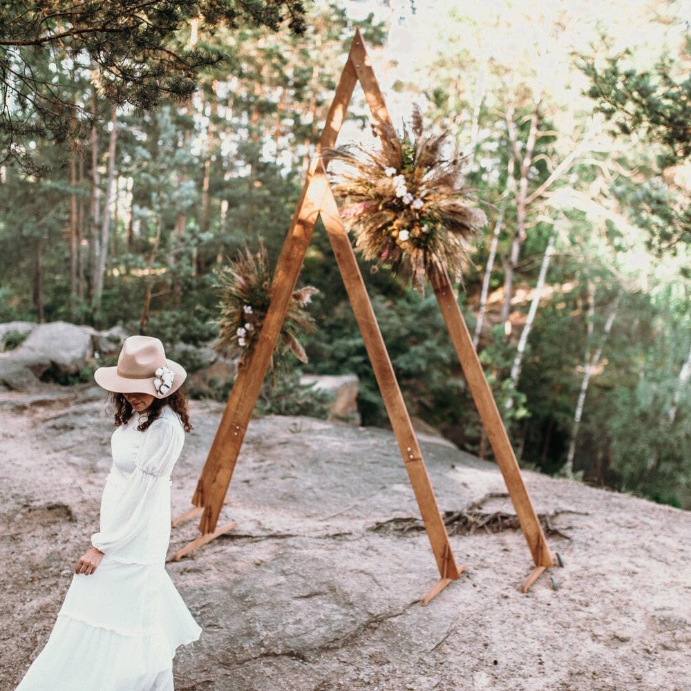 Triangle Wedding Arch Wedding Backdrop Rustic Wedding Décor - Etsy UK