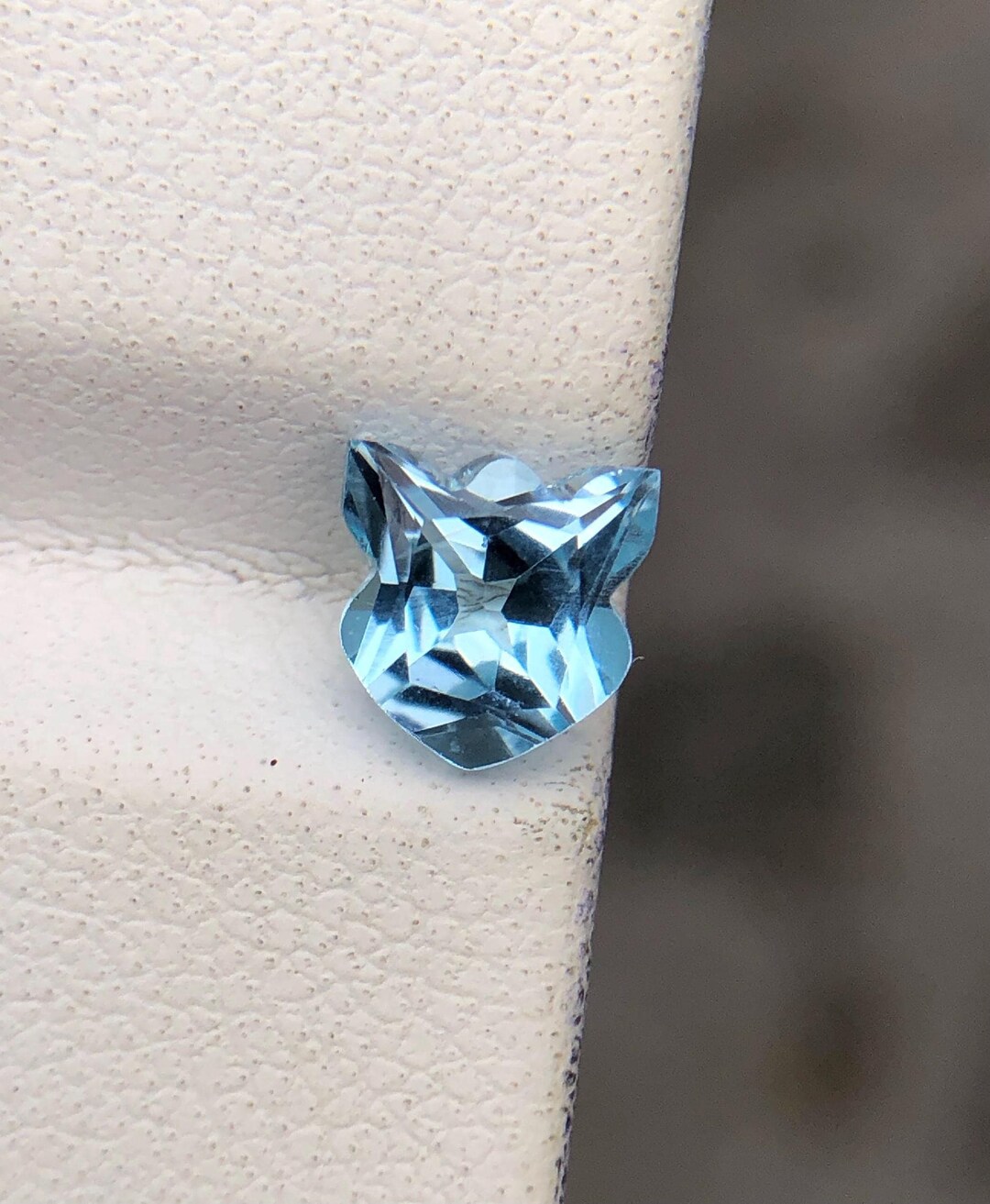Sky Blue Topaz Cat Cut - 6.5 MM Sky Blue Topaz Cat Face Shape - Natural ...