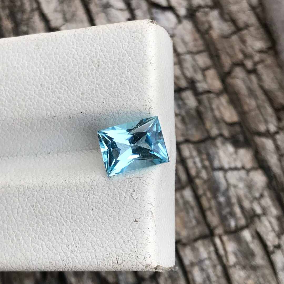 Natural Sky Blue Topaz 10 MM Sky Blue Topaz Recatangle December ...