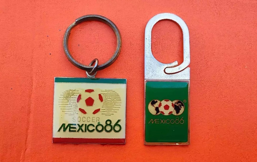 FIFA World CUP Mexico 1986 Keychains Pair Football Soccer Mundial ...
