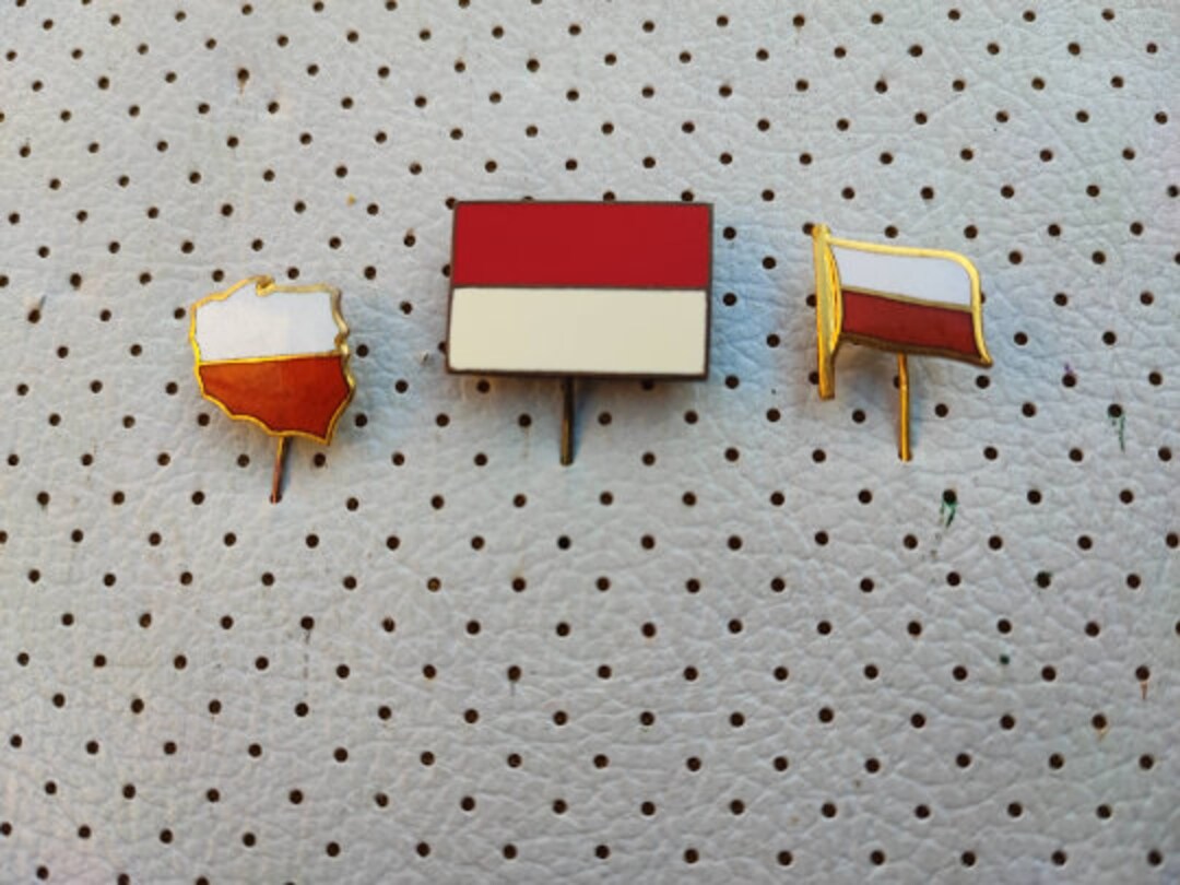 Poland Flags Badges Enamel Vintage 1980s Polish Pins Flags Polska Flaga ...