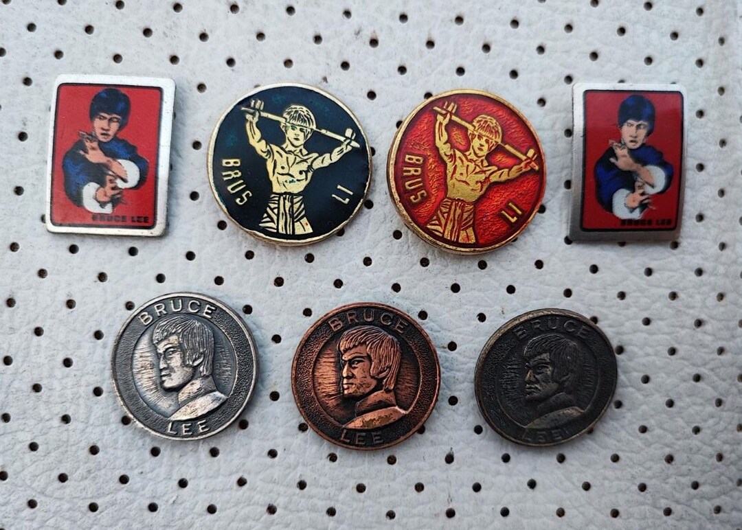 Bruce Lee Vintage Pins 1977 Unique Original Bruce Lee Kung Fu Karate ...