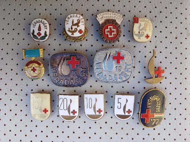 Red Cross Pins Vintage Hungary Veradasert Blood Donor Award Red Cross ...