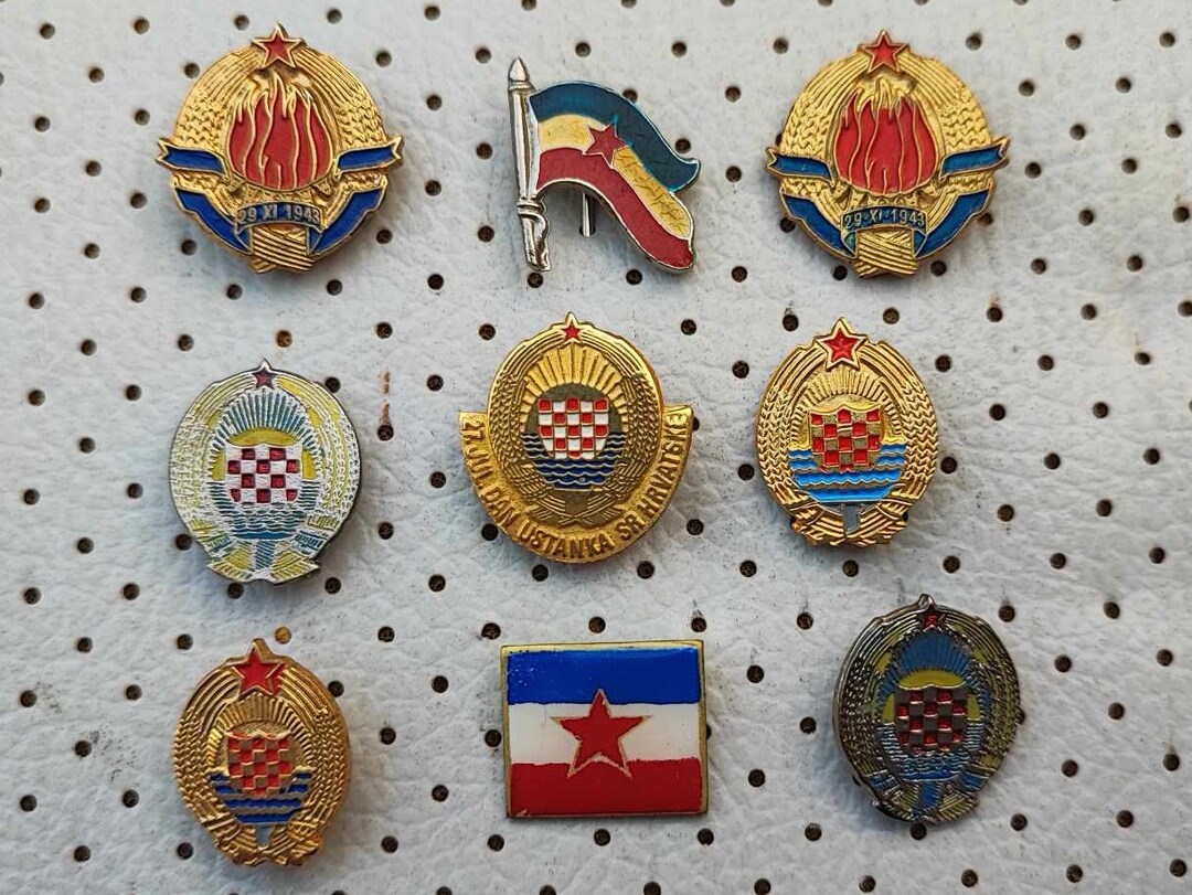 Croatia Flag Yugoslavia PINS Collection Memorabilia Communist Republic ...
