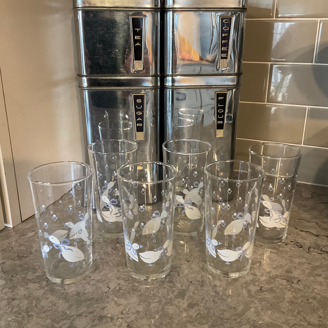 Vintage Crisa Glass Tumblers/glasses With White Geese Motif - Etsy