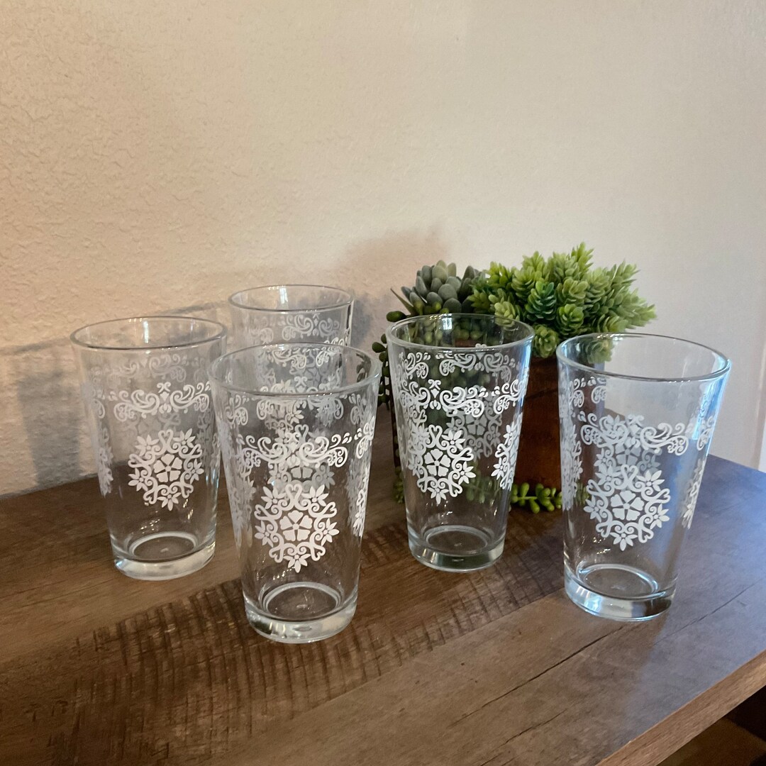 Vintage Libbey Glassware- White Border- White Medallion Set of 5 - Etsy
