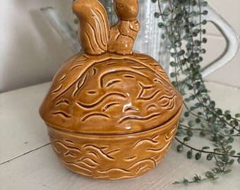 Vintage Squirrel on Walnut Acorn Brown Ceramic Candy Nut Dish Bowl Lid ...