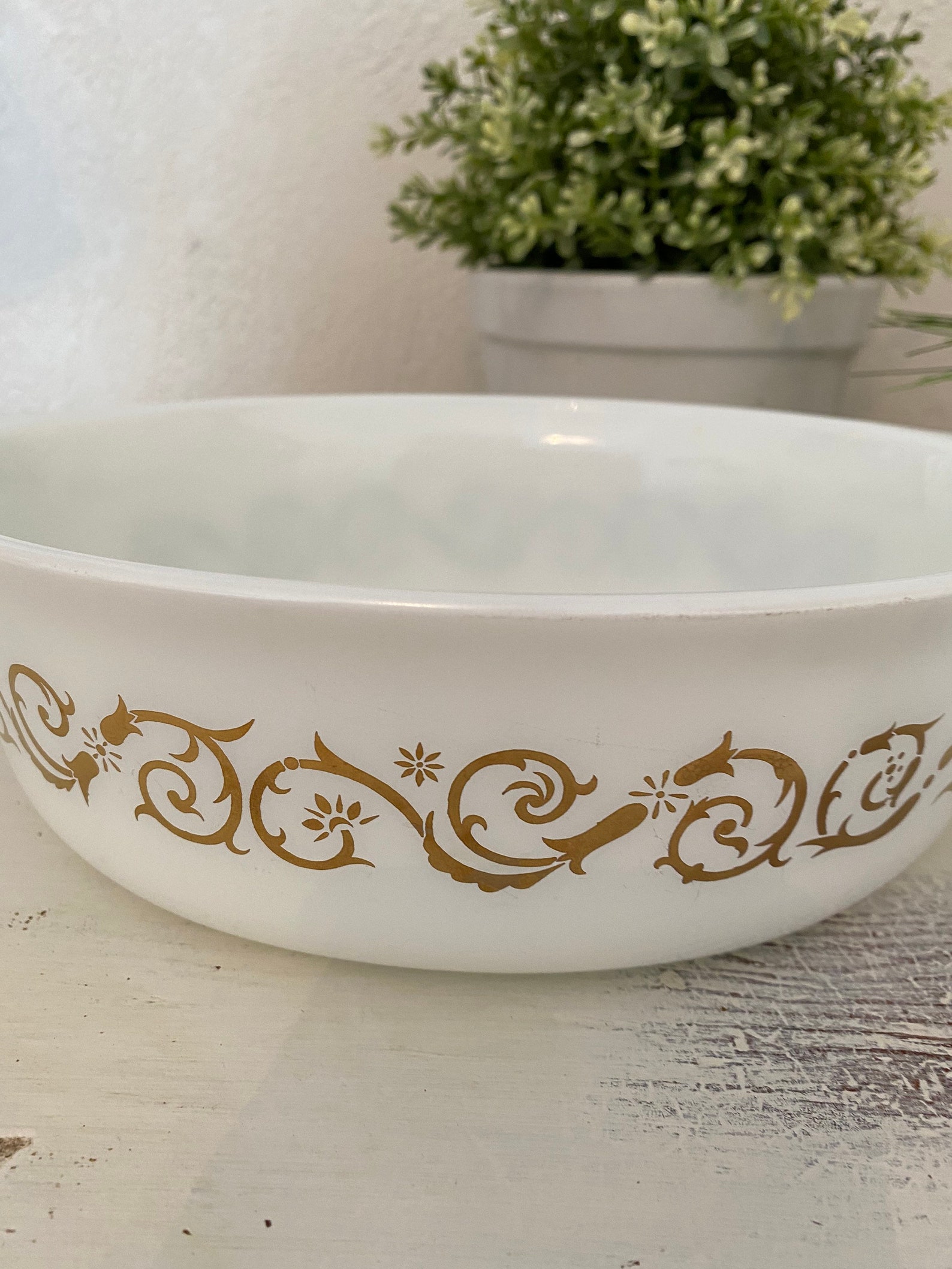 Pyrex Empire Golden Scroll Casserole Dish 1 1/2 Quart 1961 | Etsy