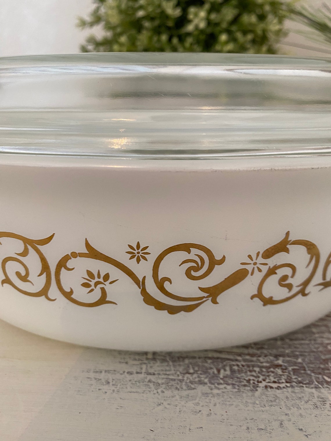 Pyrex Empire Golden Scroll Casserole Dish 1 1/2 Quart 1961 | Etsy