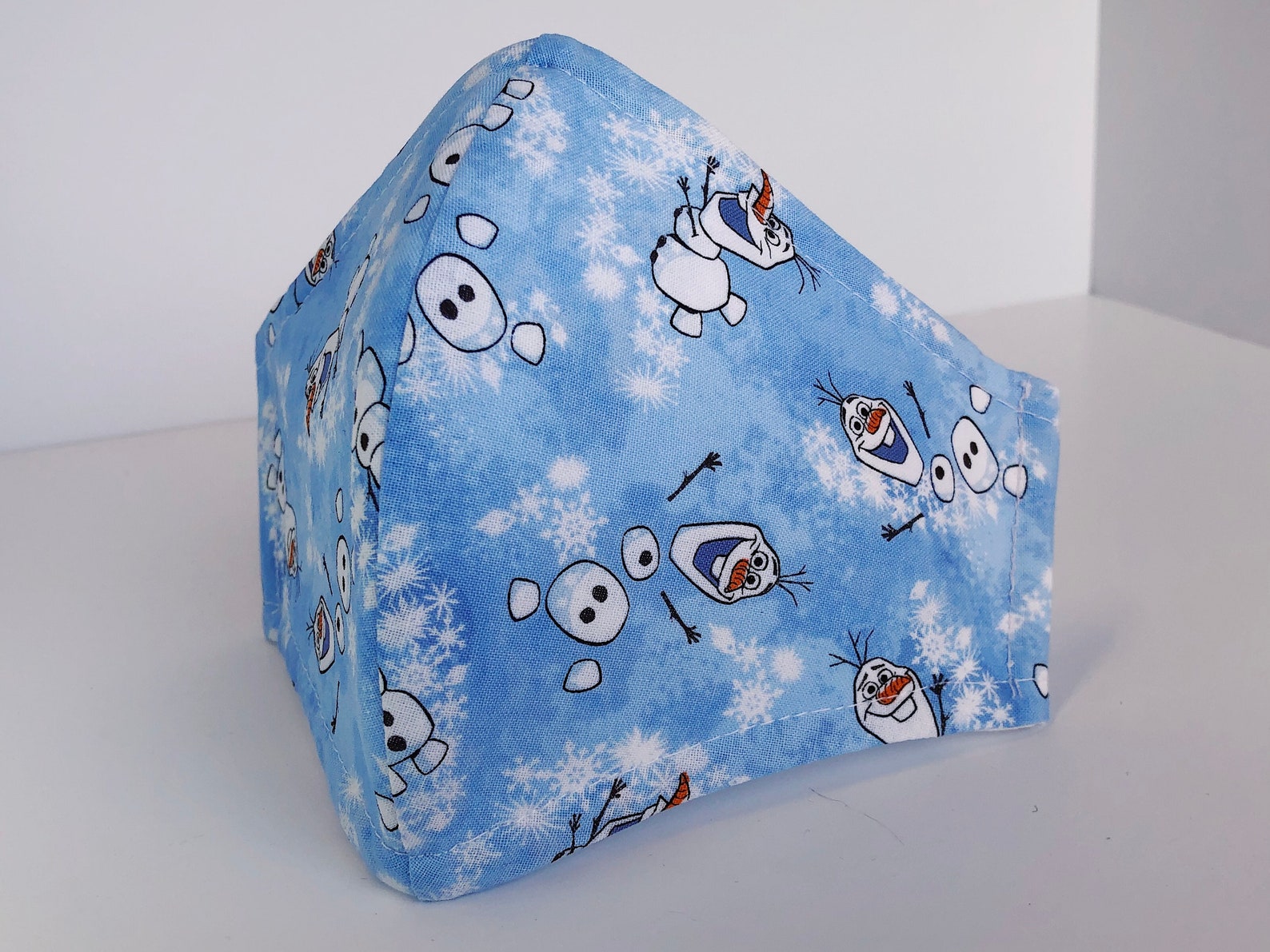 Frozen 2 Collection: Print Fabric Cotton Face Masks Adjustable Ear ...