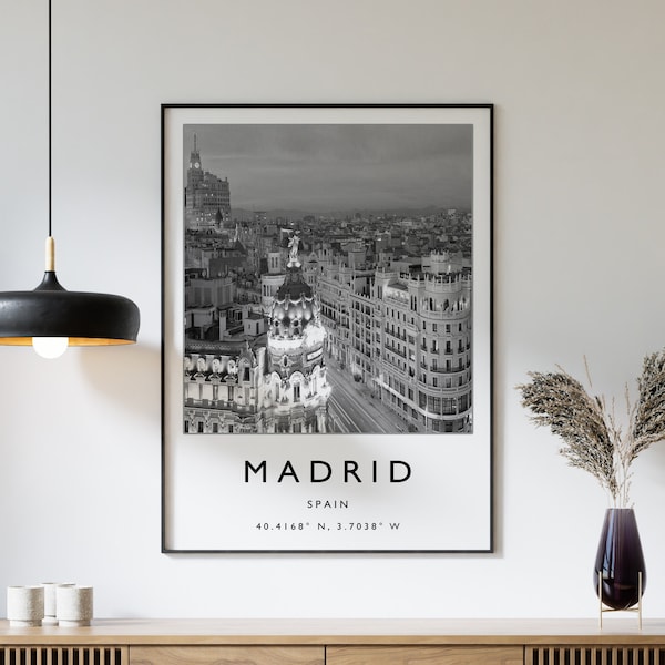 Madrid Black and White Map - Etsy