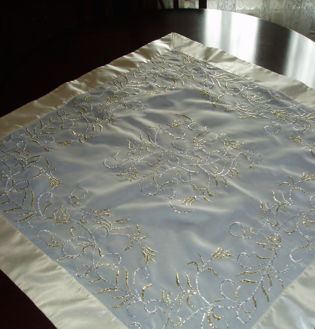 SALE ITEM! Gold, Silver and Ivory Table Cloth. Square Table Cloth. 84cm ...