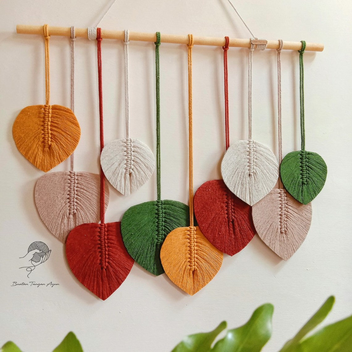 Leaves Macrame Wall Hanging, Leaf Pattern, Earth Tone Boho Decor, Art ...