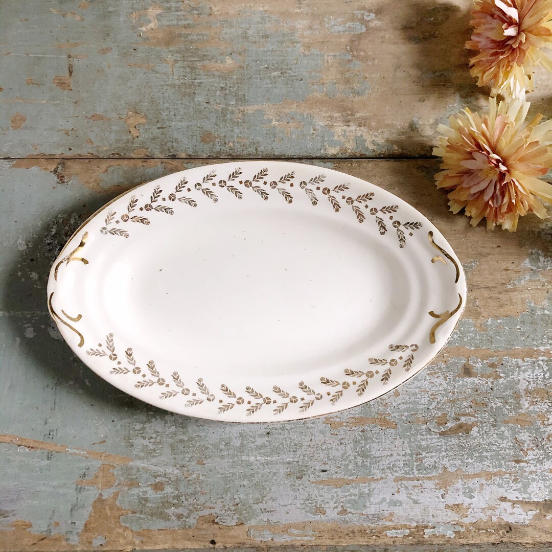 Crown Potteries Stamped Small Oval Dish With Gold Leaf Pattern - Etsy