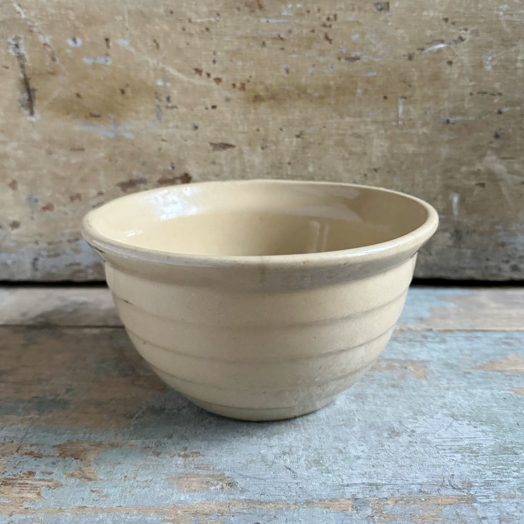 Monmouth Pottery Beige Stoneware Bowl - Made in USA - Medium Size ...
