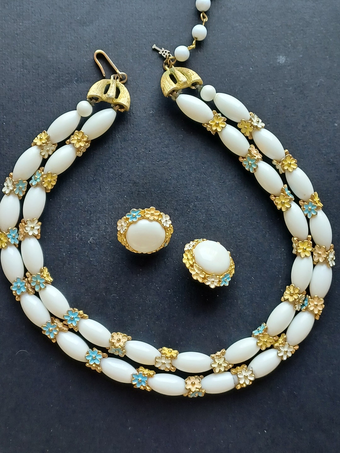 Trifari Set Necklace and Earrings Milk White Glass and Enamel Flowers ...