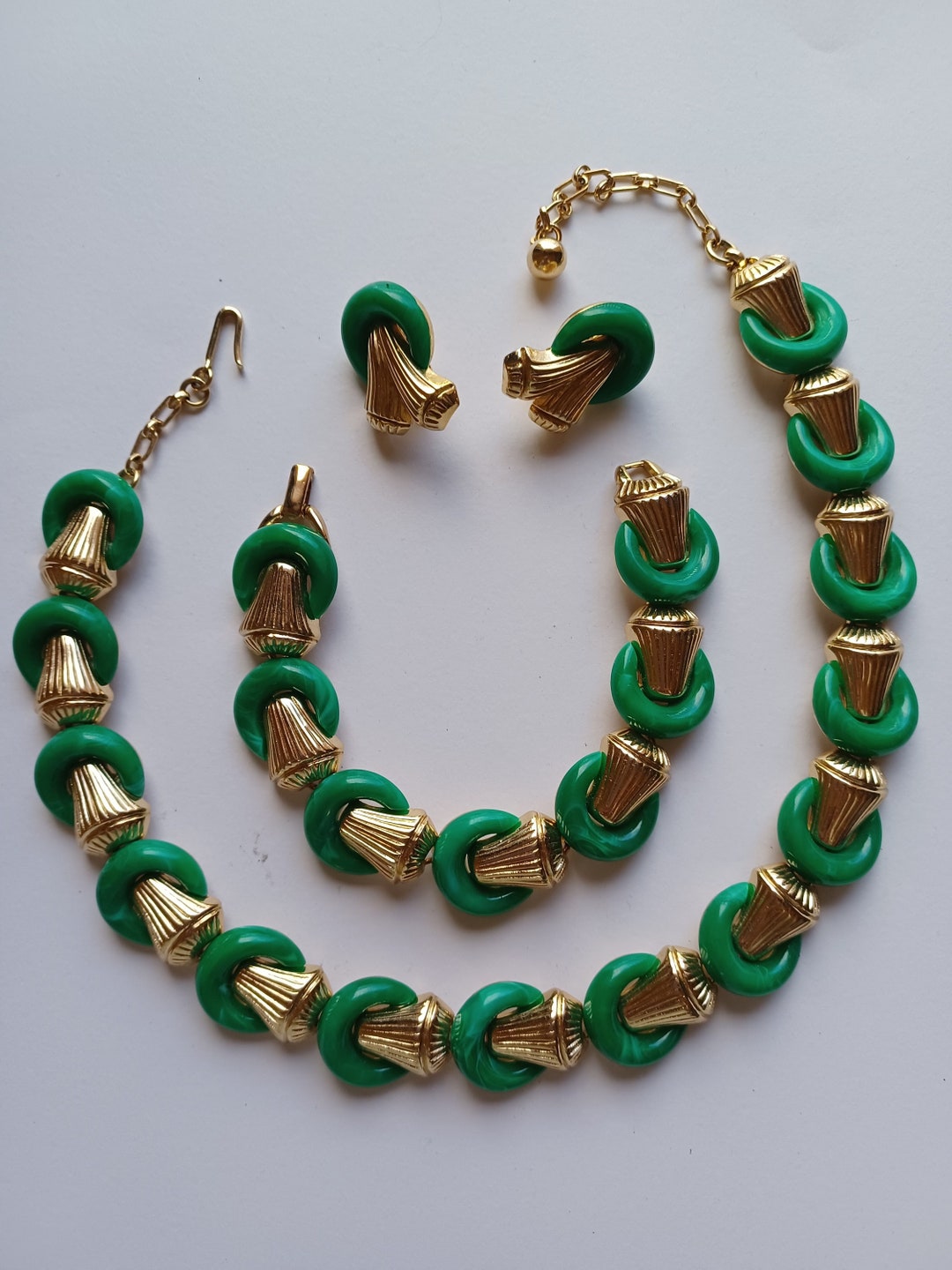 Vintage Trifari Thermoset Trifanium Gold and Green Lucite Set 60s ...