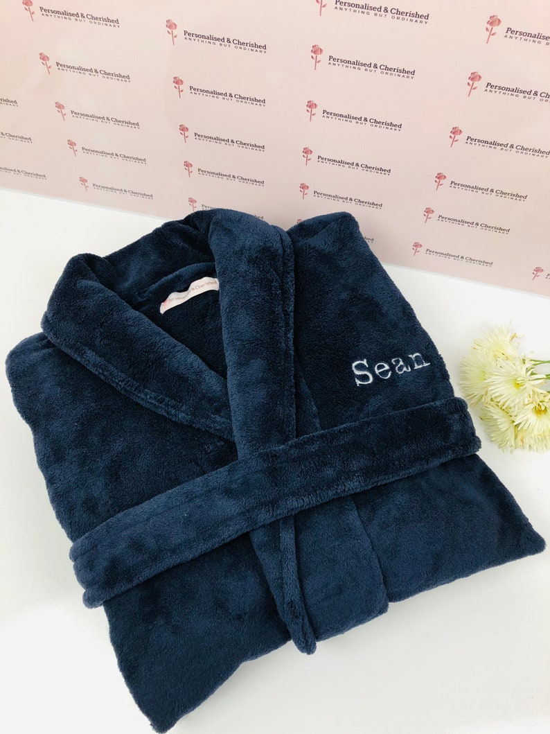 Personalized Men's Bathrobe Gift Set: Embroidered Robe & Pamper Hamper ...