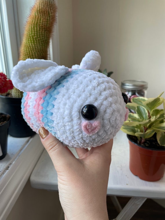 Trans Pride Bee Plushie Fiber Arts Crochet Art & Collectibles etna.com.pe