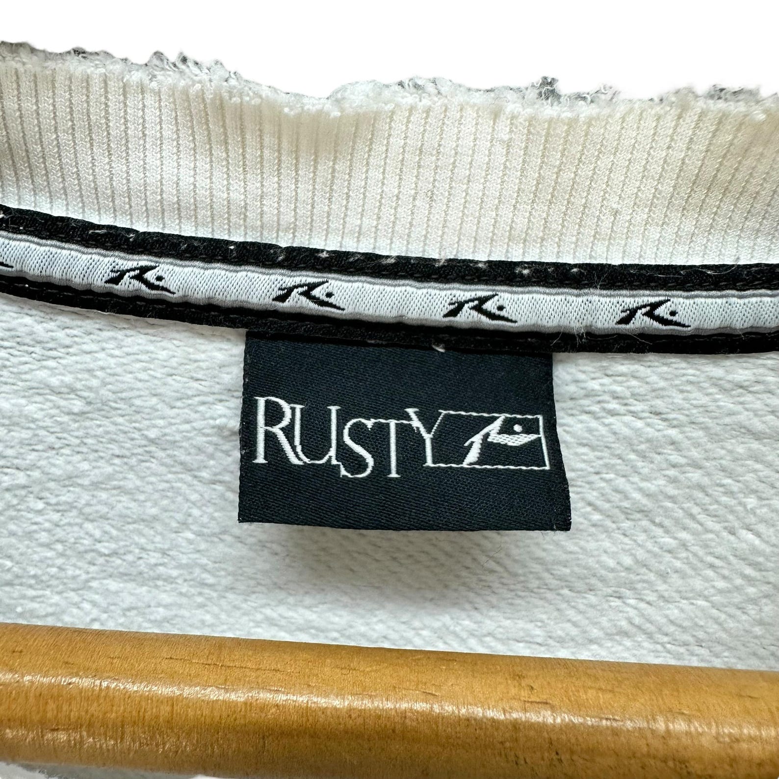 Vintage TRASHED RUSTY MCMLXXV Big Logo White Sweatshirts Size M ...