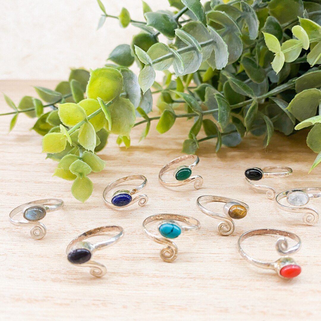 Minimal Birthstone Silver Ring / Mini Adjustable Ring / Minimal Natural ...