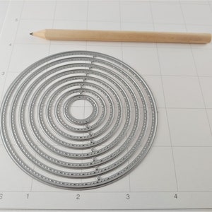 Stitched Circles Metal Cutting Dies - 8 Piece Nesting Metal Dies - Stitched Circle Metal Craft ...