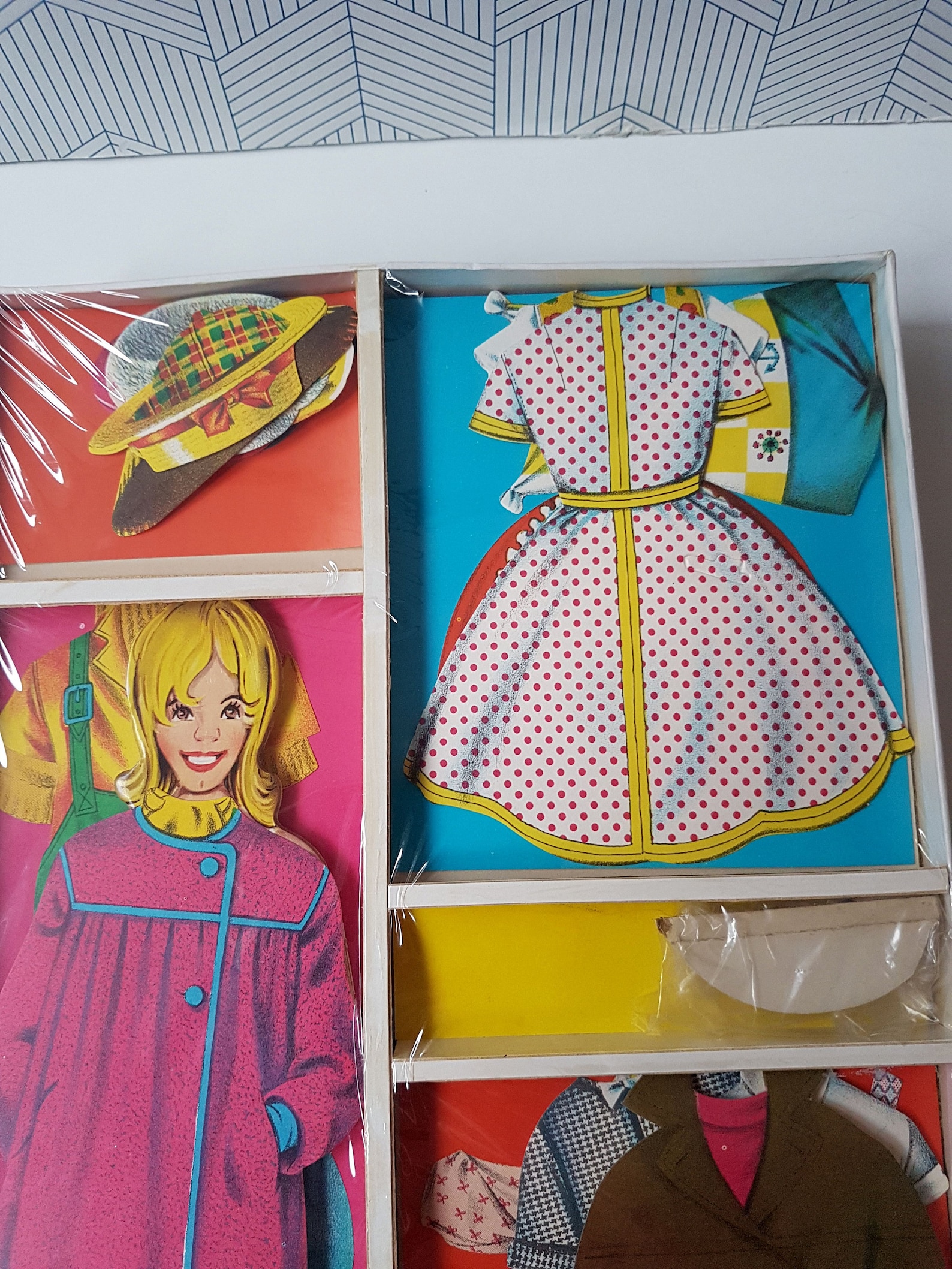 Vintage Suzy Magnetic Dress up Paper Doll Unopened in Original - Etsy