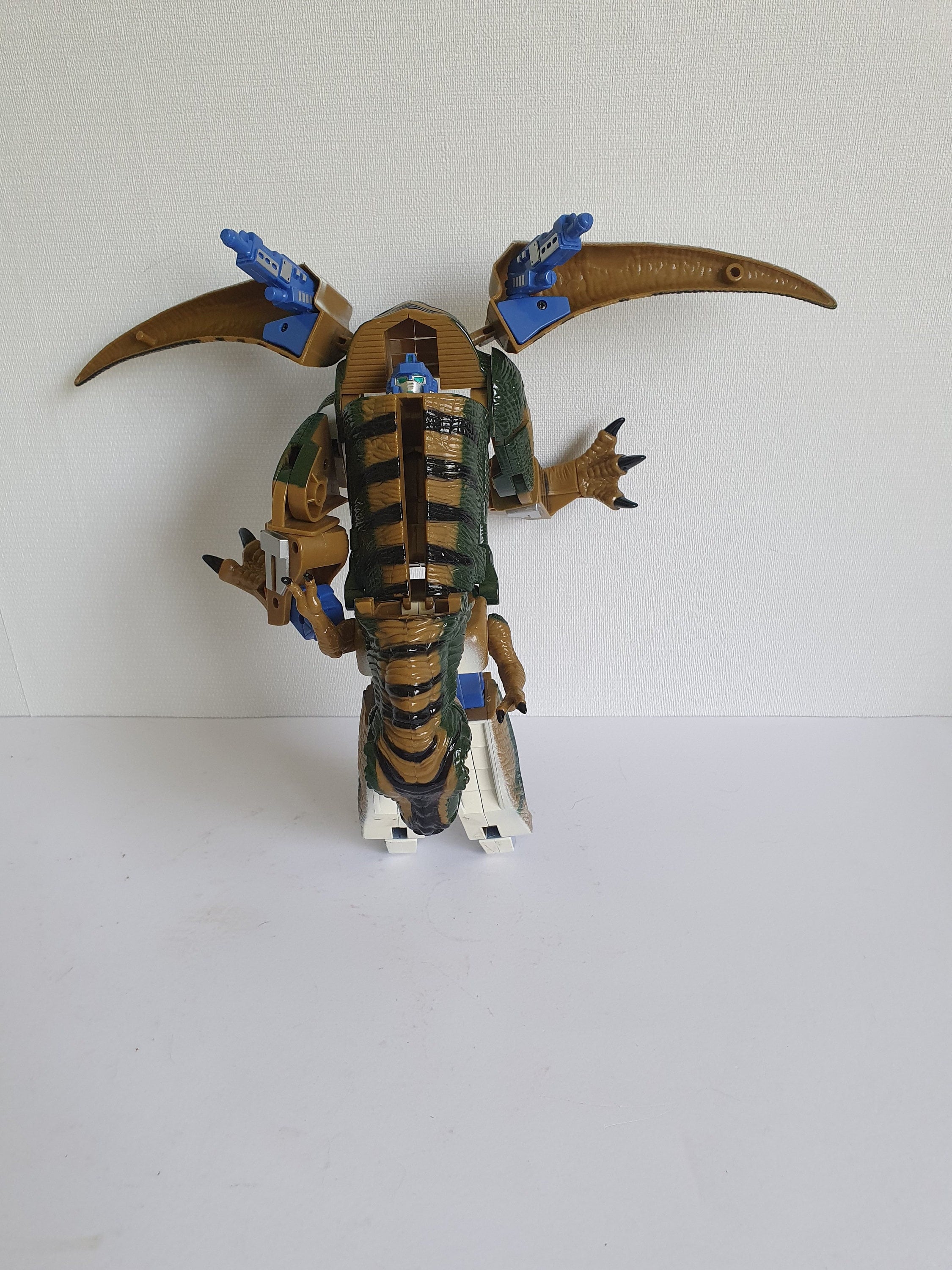 Transforming dinosaur store