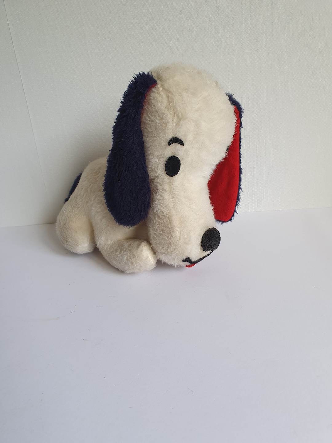 Vintage Large Snoopy Peanuts Plush Knickerbocker Animals of Distinction ...