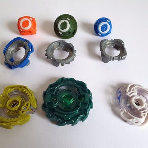 Vintage Hasbro Tomy Burst System Beyblade 'quetziko Q2 Jerk Press ...