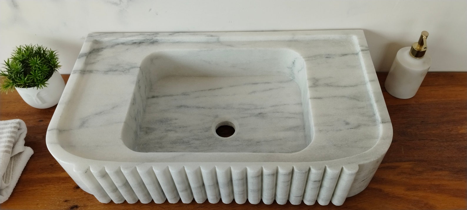 Calacatta White Marble Fluted Sink Wall Mount Marble Sink Ruffled Apron ...