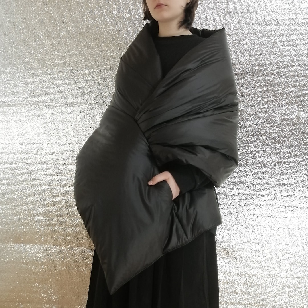 Black Cape Around Shoulders Wrap With 2 Pockets. Woman's Large Scarf ...