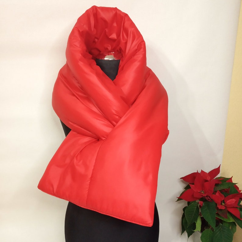 Red Warm Puffer Scarf. Quilted Puffy Shawl. Winter Puffer Scarf ...