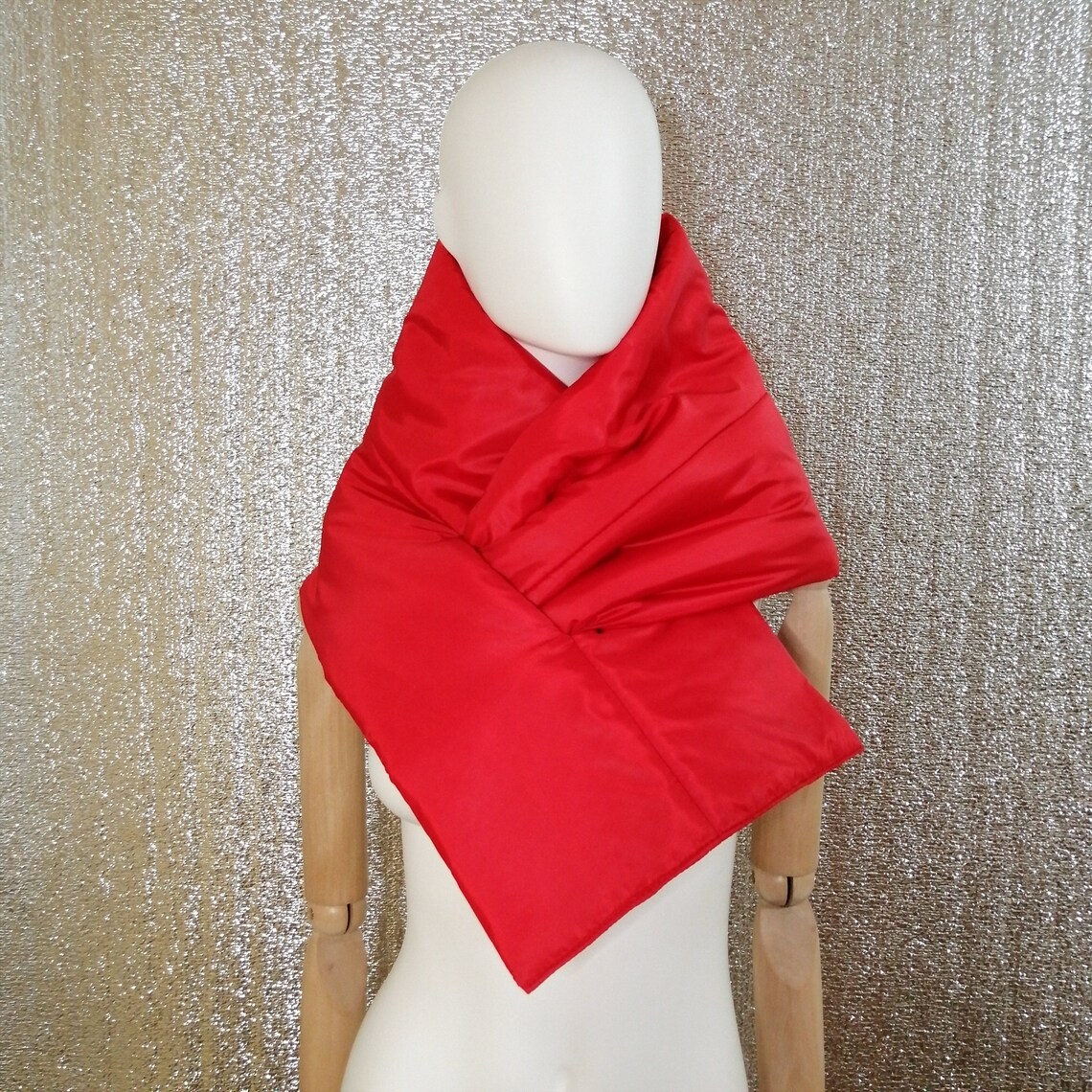 Red Warm Puffer Scarf. Quilted Puffy Shawl. Winter Puffer Scarf ...