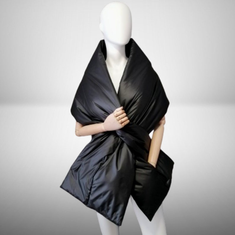 Black Cape Around Shoulders Wrap With 2 Pockets 14x80 In. Woman's Large ...